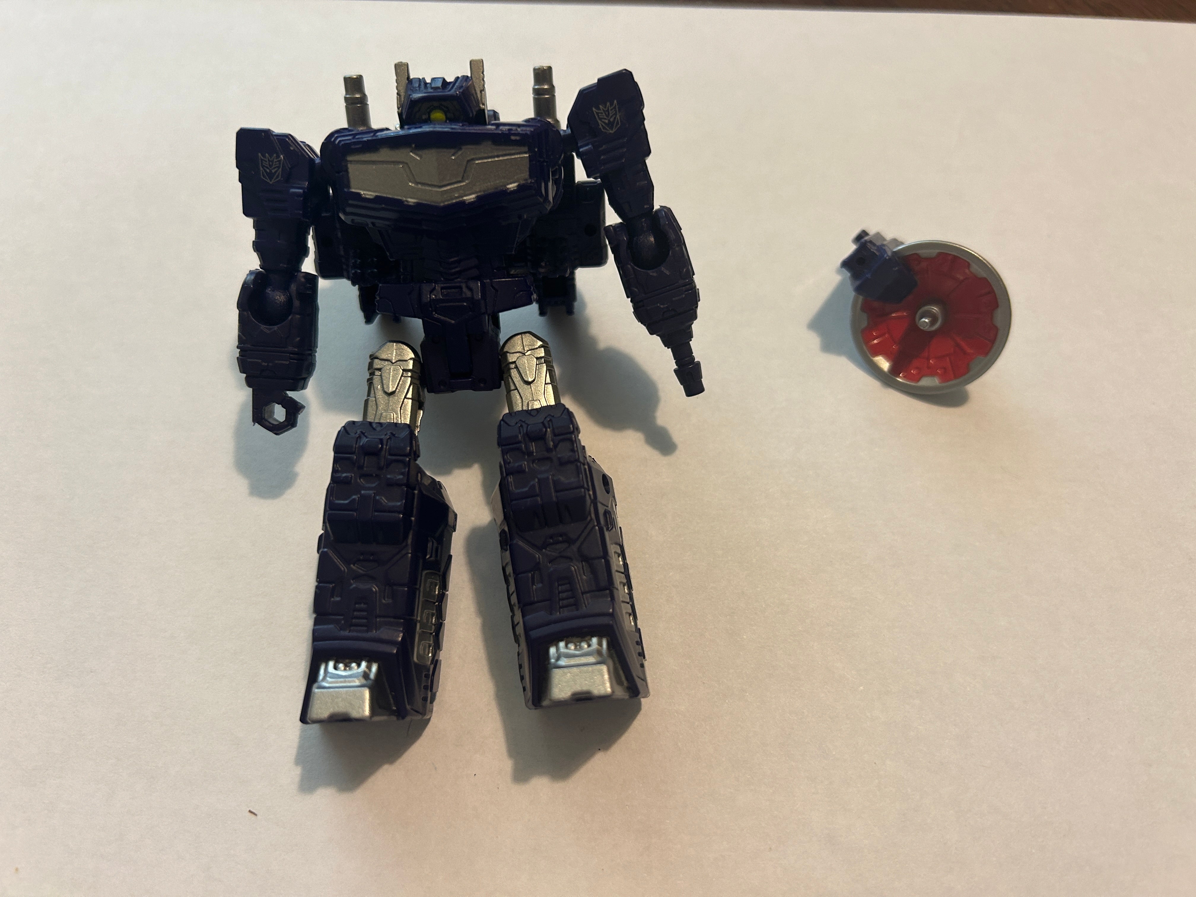 TF Legacy Shockwave core class – Brad's Toys